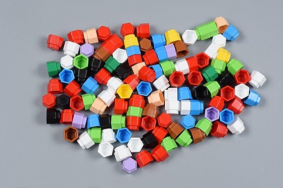 אליגן לכל | כוורת | משחקים והרכבות | משחקים דידקטיים לגן ילדים